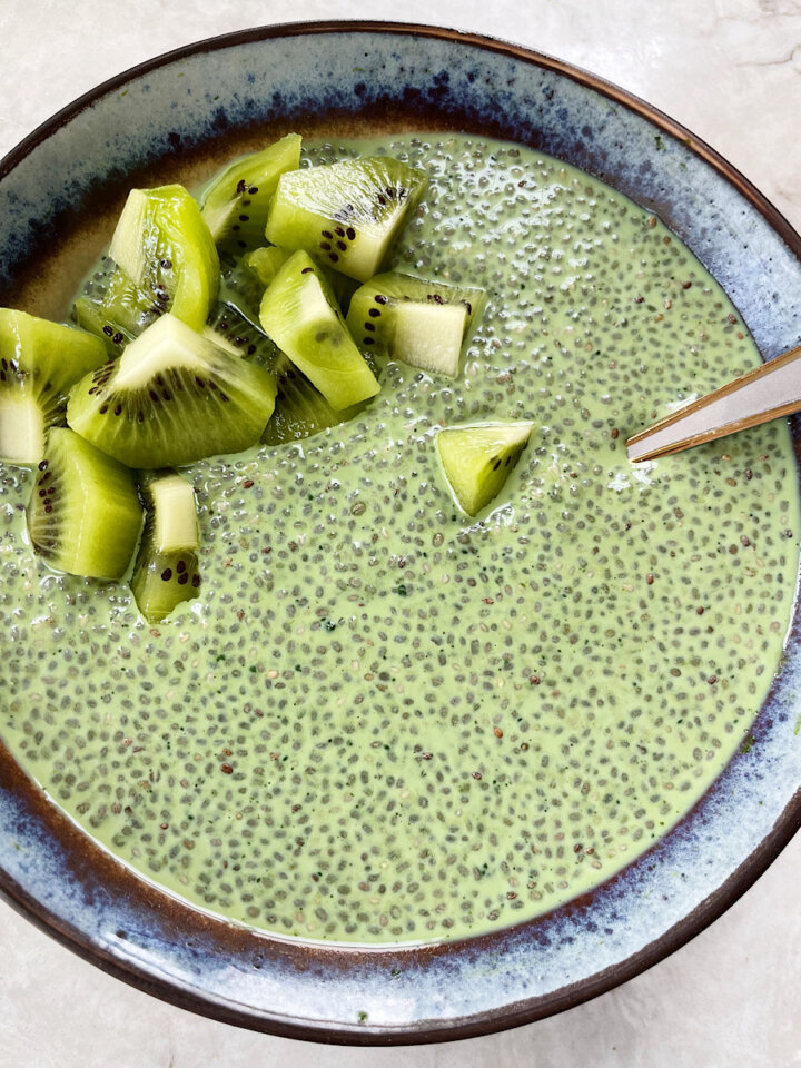 Matcha Chia Pudding - The Hint of Rosemary