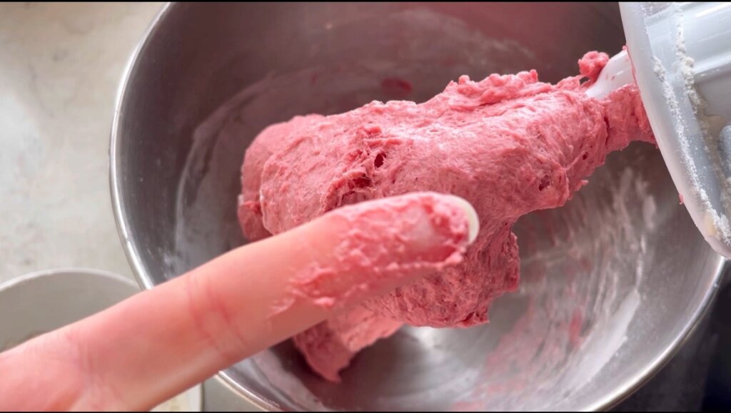 Beet Bagels - The Hint of Rosemary