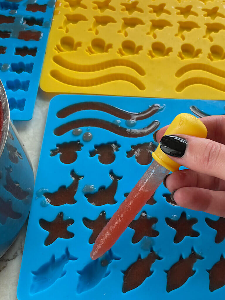 Homemade Gummy Worms with Gelatin! - The Hint of Rosemary